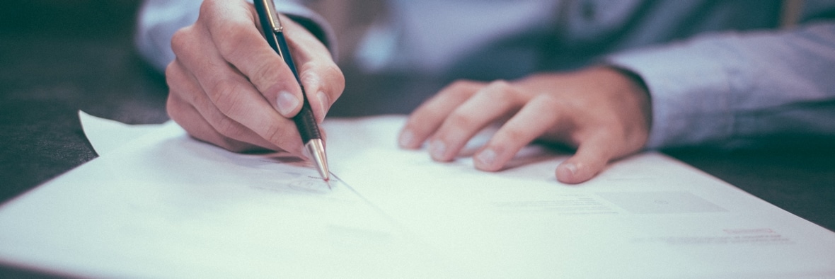 Traduction de contrats de l'anglais au français | Hexatrad